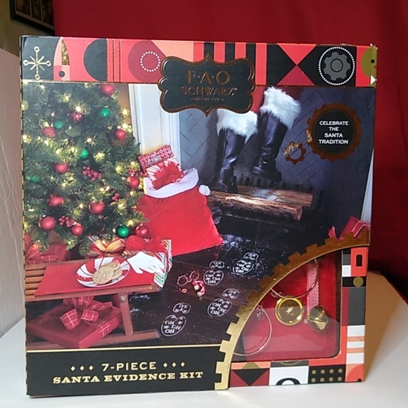 FAO Schwarz | Holiday | Fao Schwarz 7 Piece Santa Evidence Kit Nib 240 ...